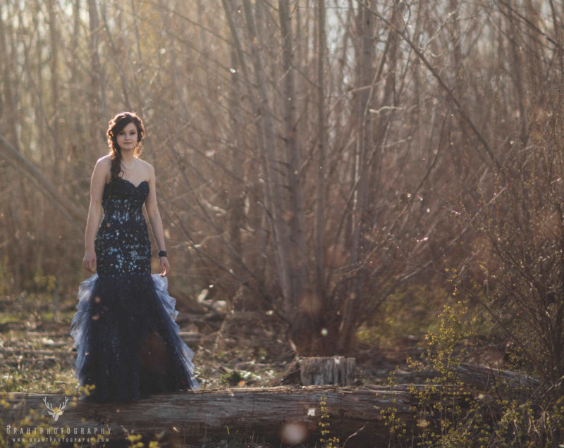 2016 Graduation Shoot - Vernon & Kelowna Photographer • Draht Photography